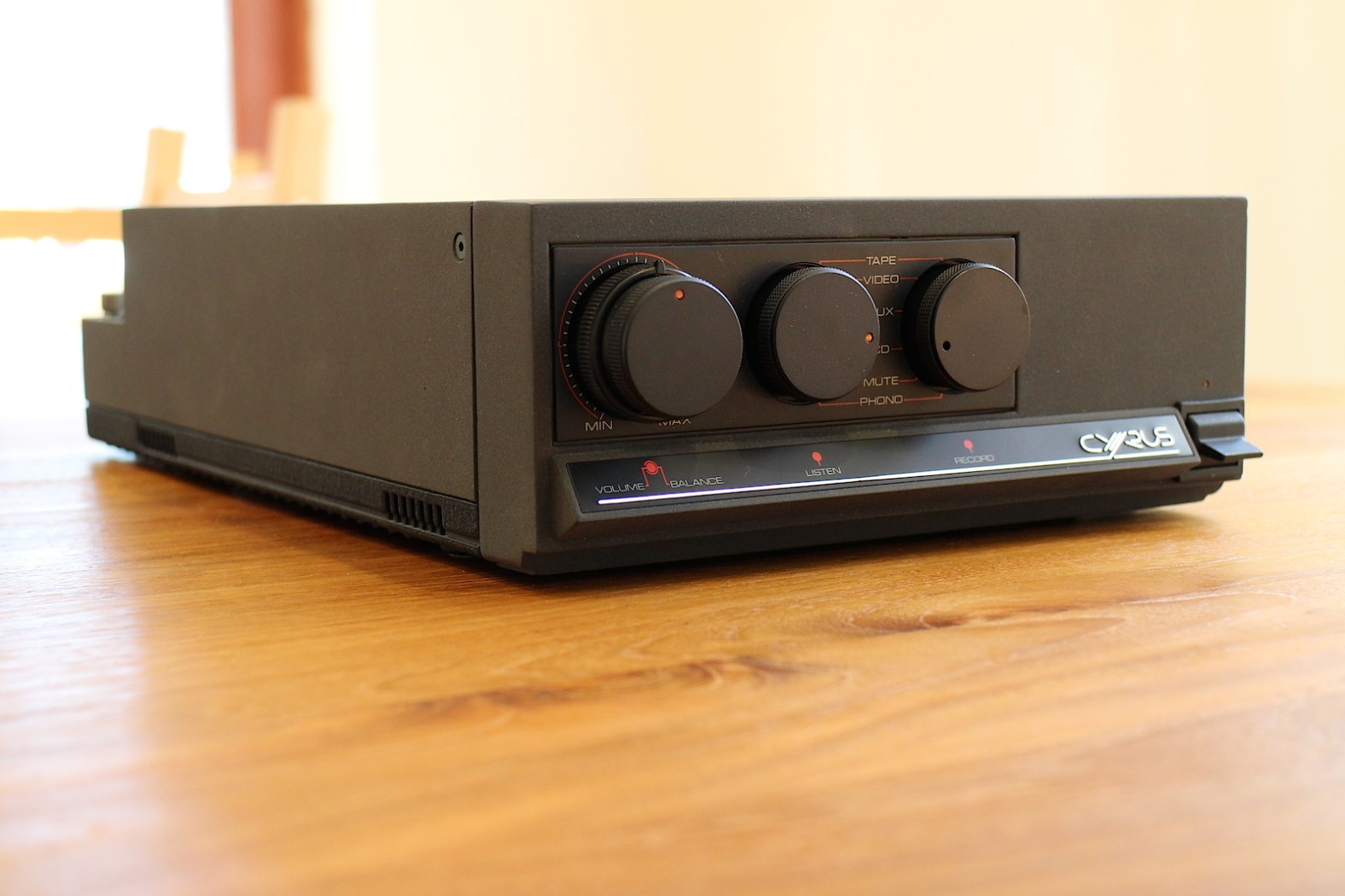 Mission Cyrus 2 | zStereo